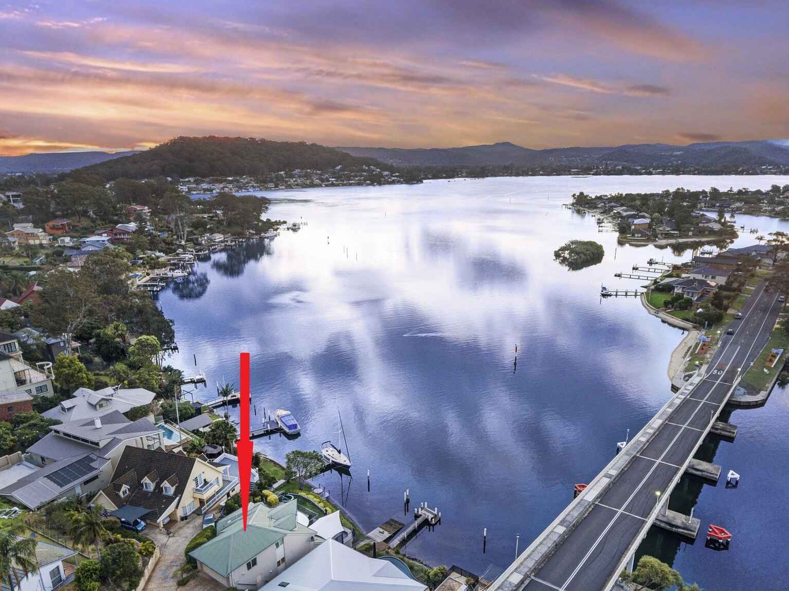 House For Sale - 6 Daley Avenue Daleys Point